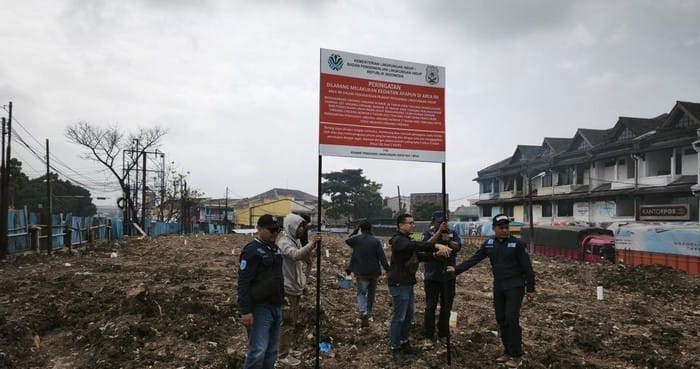Babak Baru Persoalan Sampah di Pasar Caringin Bandung - www.breakingnewsbandung.com