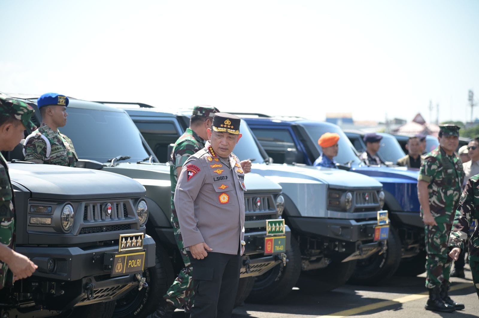 PT Pindad Serahkan Maung MV3, Kendaraan Operasional TNI/Polri dengan ...